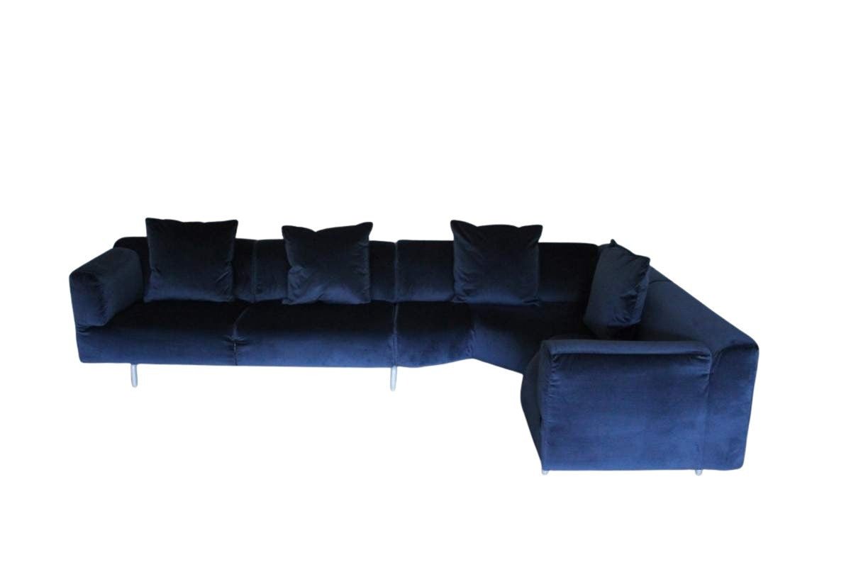Cassina 250 MET L-Shape Sectional Sofa in Navy Blue Velvet – REHAUS