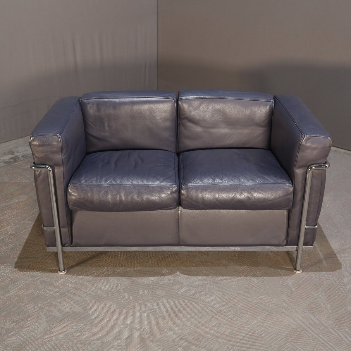Cassina Two Seater Fauteuil Grand Confort Sofa by Le Corbusier – REHAUS