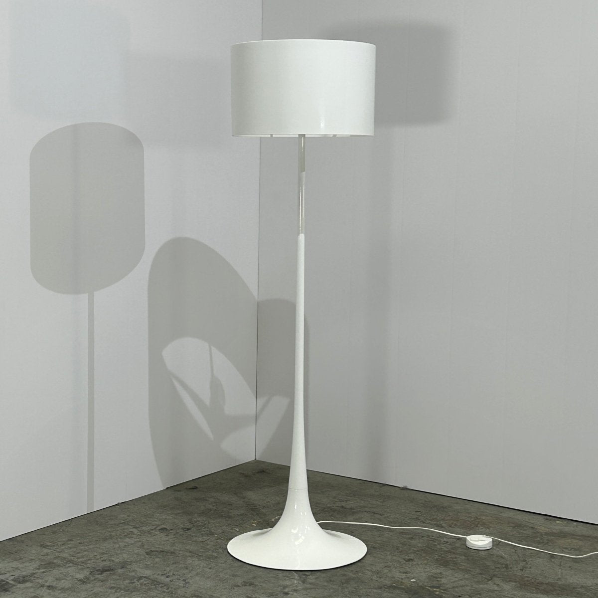 Flos Spun Floor Light by Sebastian Wrong – REHAUS