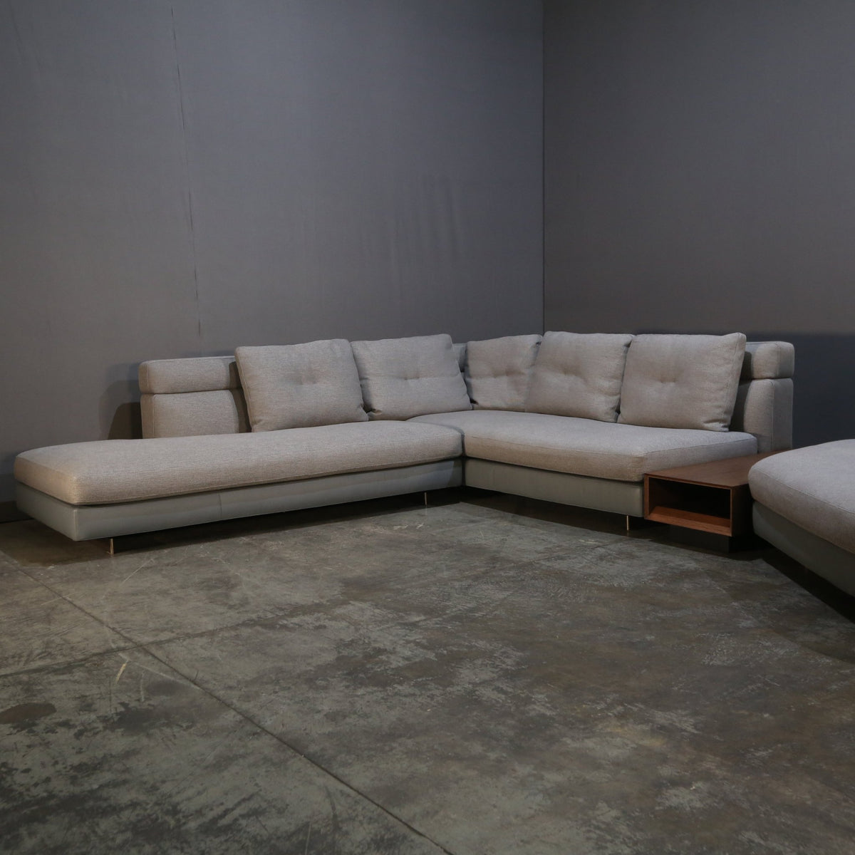 Minotti Alexander Sofa by Rodolfo Dordoni – REHAUS